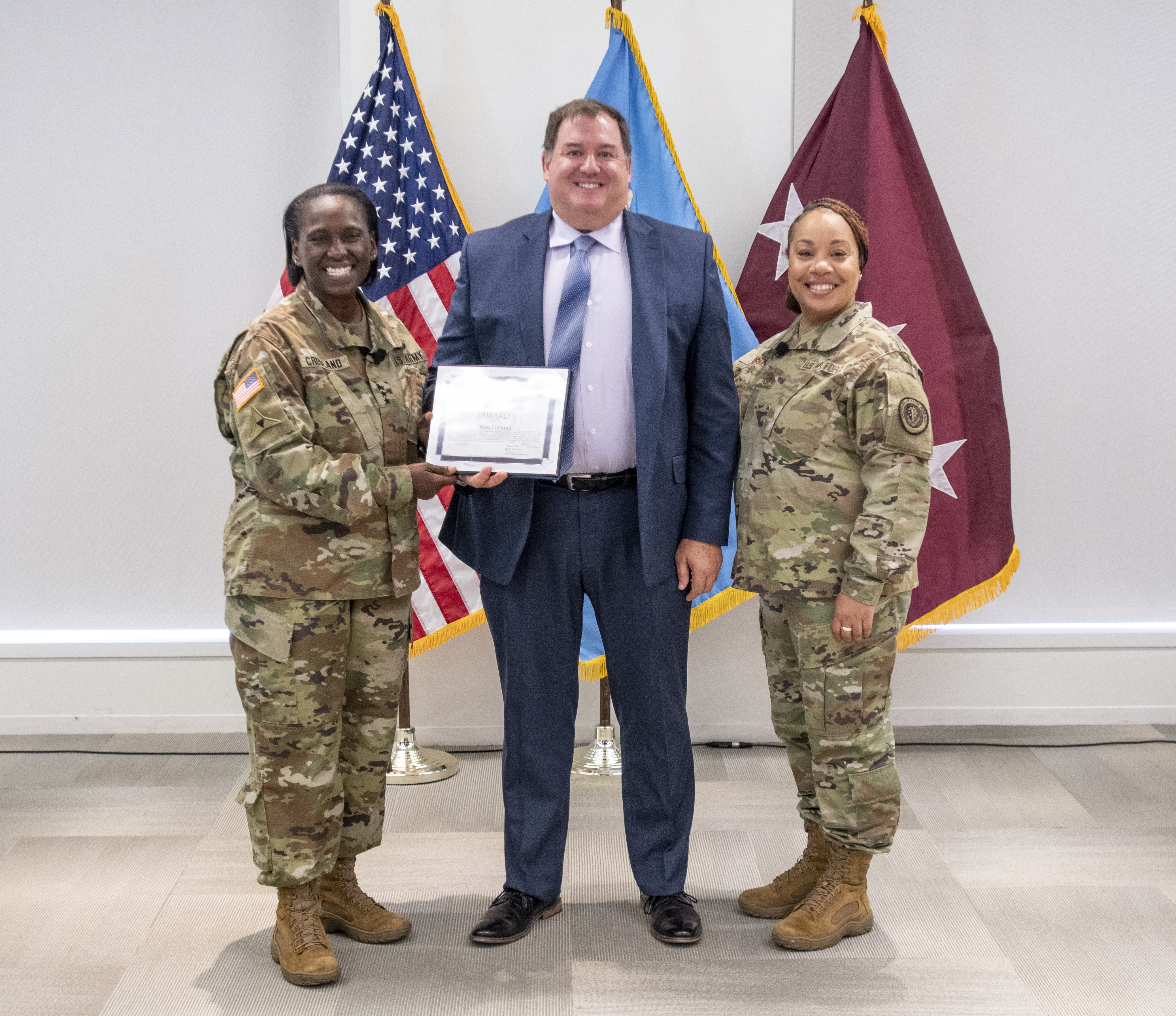 DHA Employee Recognition Awards | Health.mil